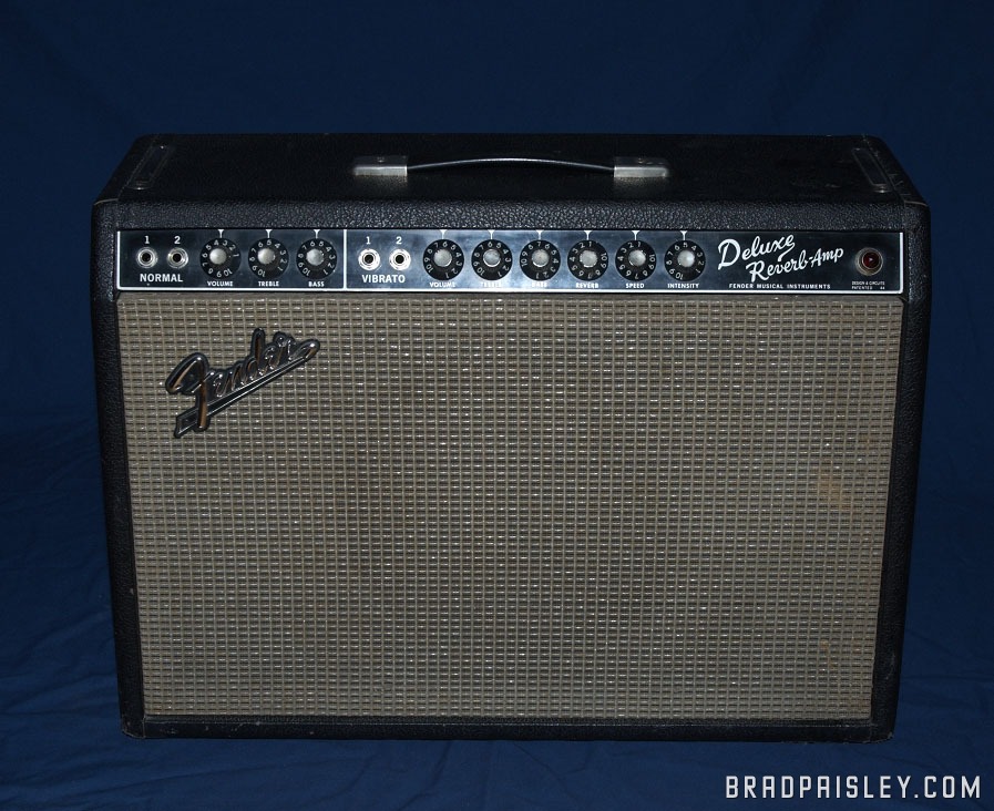 Brad Paisley :: Gear